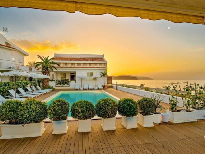 Appartement In Marchesana Mit Großer Terrasse - Terme