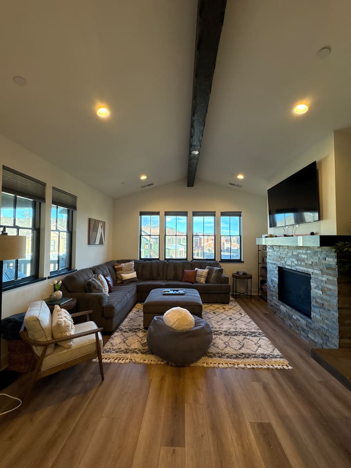 Snowcreek Resort Vacation Rental 1375 - Mammoth Lakes, CA