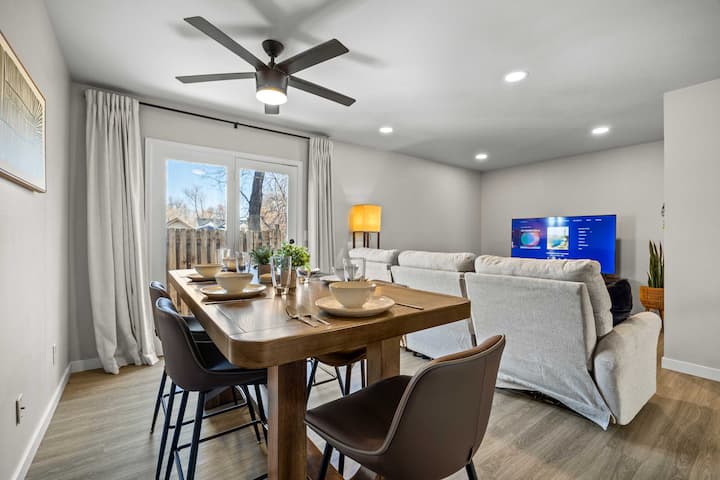 Foco Flex Living | Furnished Townie W/ Fenced Yard - Fort Collins, CO