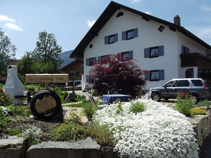 Gemütliche Ferienwohnung In Urigem Bauernhaus - Pfronten