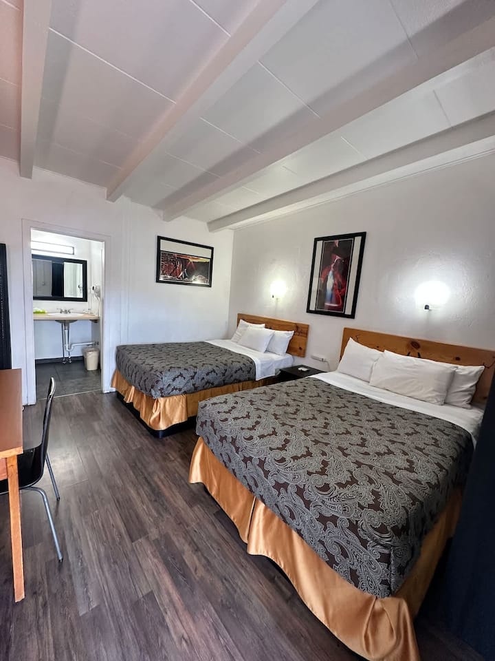 Highlander Room 4 | Private Room In Williams - Williams, AZ