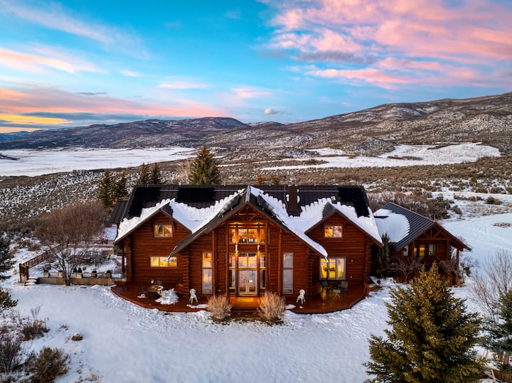 Sleeps 20, Secluded 7bdr Retreat | Elkstone Lodge - Glenwood Springs, CO