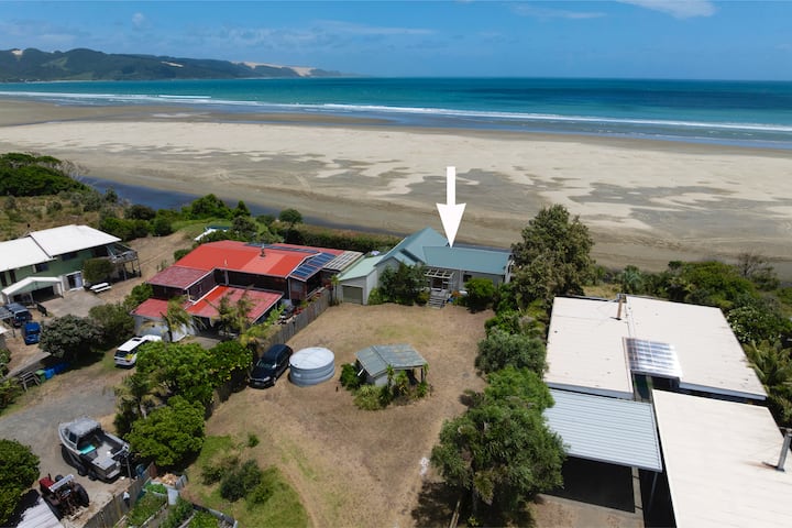 Tides And Time Bach - Ahipara Holiday Home - Ahipara
