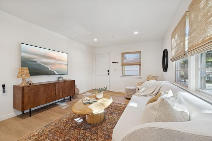 Casa Yano Apartment 3 - Coastal Comfort - Santa Barbara, CA