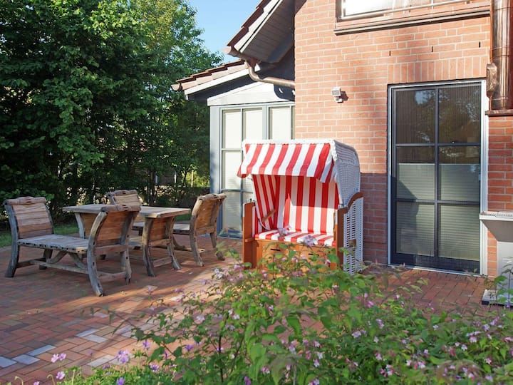 Seegang Mit Eingezäuntem Grundstück By Interhome - Bad Kleinen