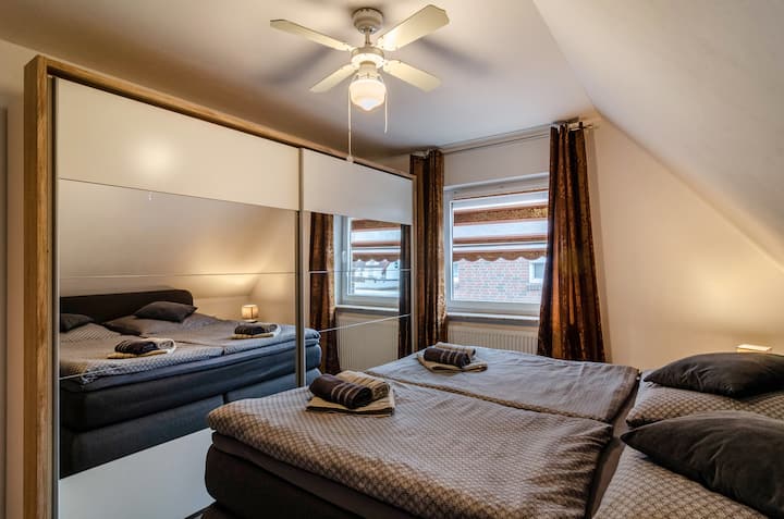 Haus Mit Garten Und Kamin - Wilhelmshaven