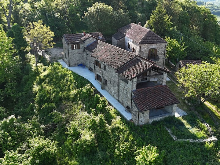 Cascina Bricco 'Ein Balkon In Den Alpen - Liguria
