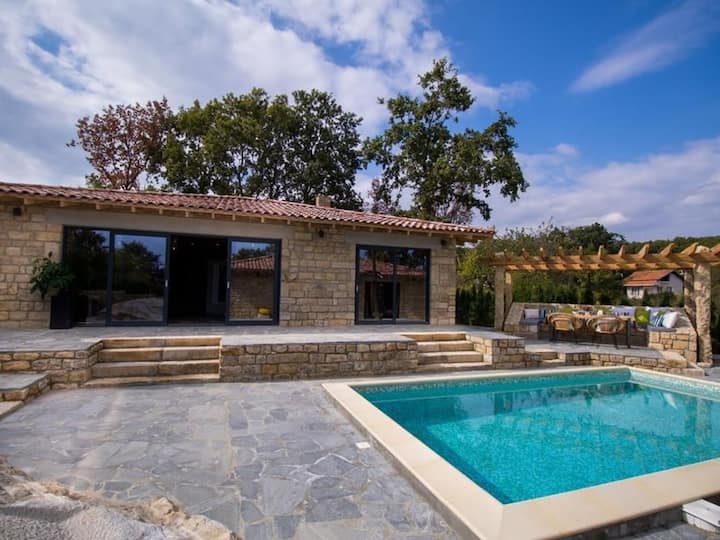 Dolce Vita By Interhome - Varna