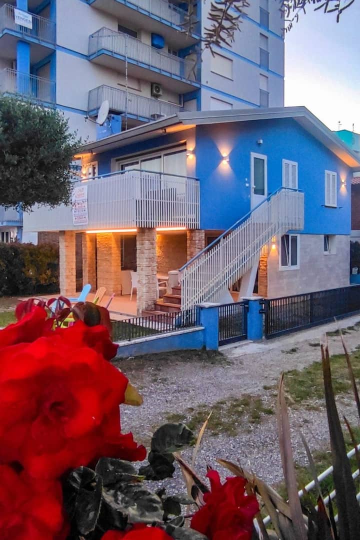 Wohnung "Villa Miami" Mit Balkon Im Ersten Stock - Bibione