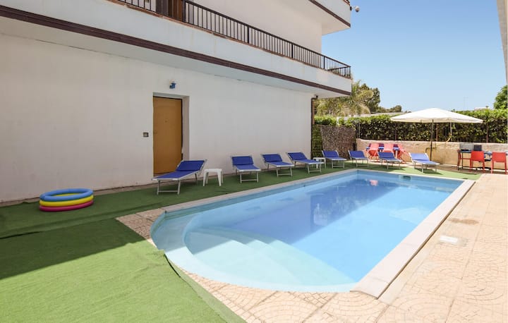 Awesome Apartment In Palmi - Palmi