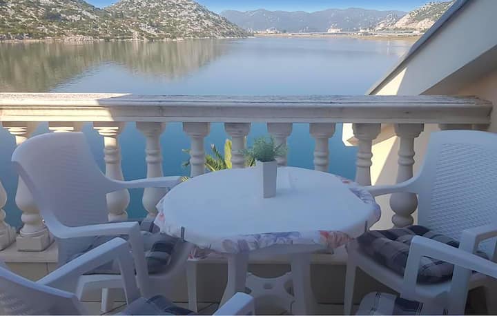 Awesome Apartment In Rogotin-ploce - Ploče