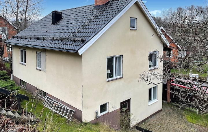 3 Bedroom Beautiful Home In Lindesberg - Lindesberg