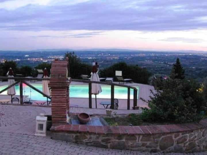 Wohnung 'Antico Fienile' Mit Terrasse By Interhome - Vinci