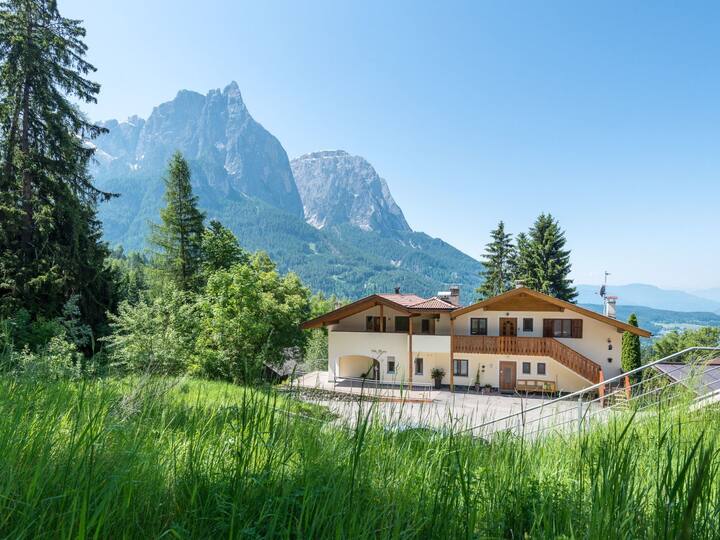 Mit Traumhaftem Ausblick By Interhome - Kastelruth