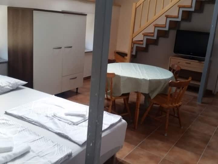 Für 4 Personen Ca. 60 M&sup2; In Gozd, Krain (Inne - Ajdovščina