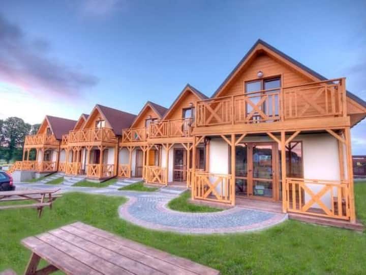 "Cottage7" In Einem Eingezäunten Gebiet - Mielno