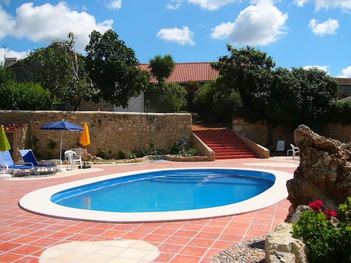 Bauernhaus Aus Dem Xix Jahrhundert By Interhome - Entroncamento