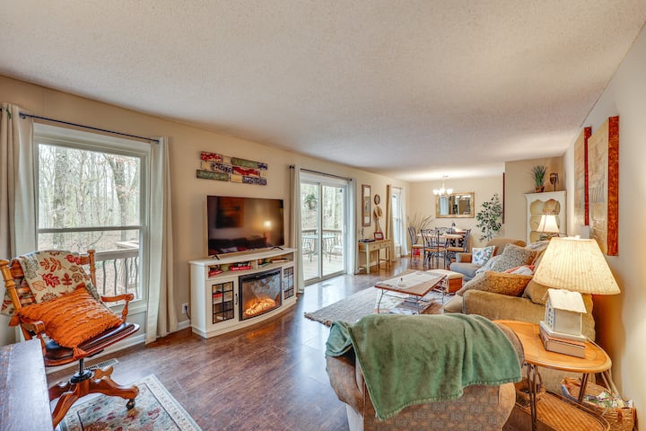 Near Lakes & Trails! Hot Springs Village Hideaway - Hot Springs Village, AR