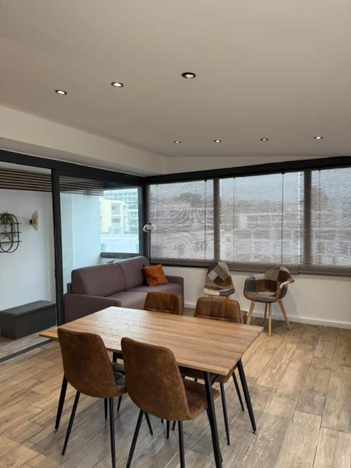 Nid Azuréen – À Deux Pas De La Plage, 6 Personnes - Saint-Laurent-du-Var