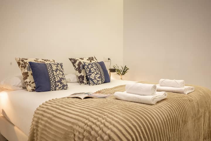 Modern Apartment Near Isla Mágica In Seville - Sevilla