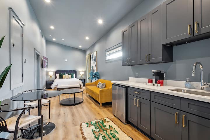 Nola Studio Getaway. Jazz & Culture Stay - New Orleans, LA