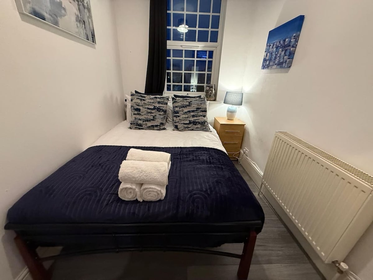 St John's House, Isleworth, Londres - Appartements à louer à Grand ...