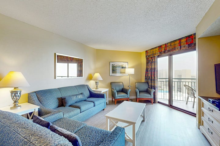 Bright 3br With Ocean View, Beach Access & Pools - Myrtle Beach, SC