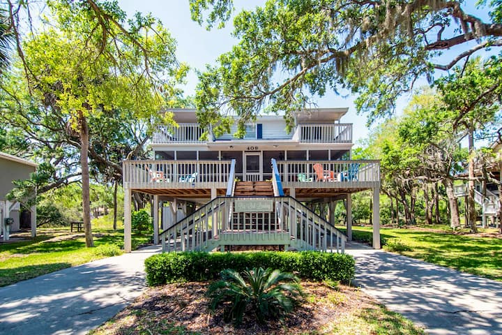 Quiet 4br Edisto Island | Balcony | W/d - Edisto Island, SC