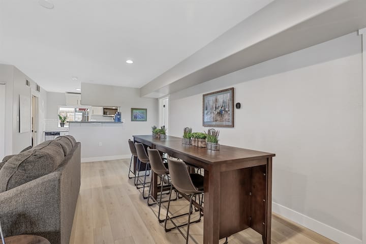 Amazing 8 Suite:mtn Views, Fireplace | Group Stays - Flagstaff