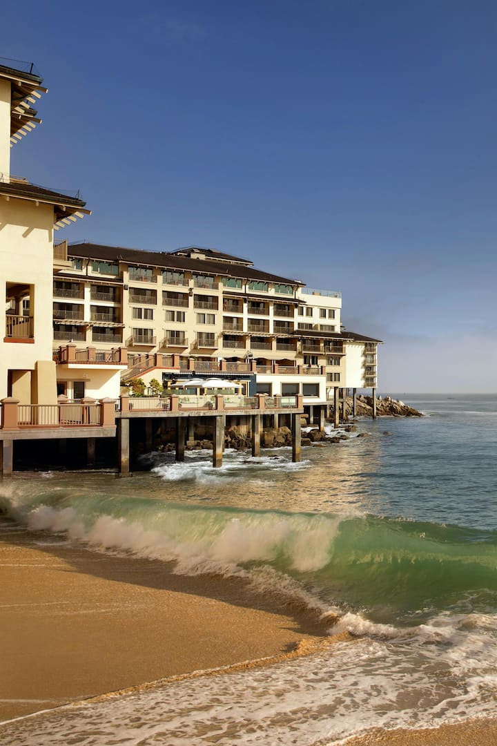 Voted A Top California Hotel For 8 Years Straight - Monterey, CA