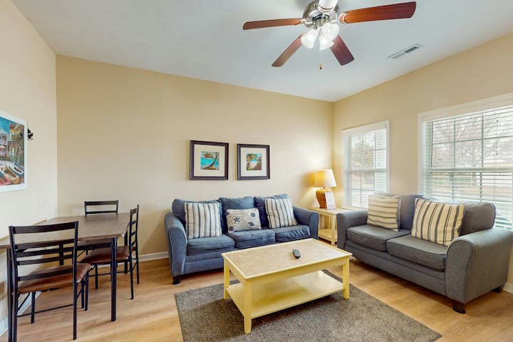 Coastal 2br Gulf Stream Cottages | Pool | Patio - Myrtle Beach, SC