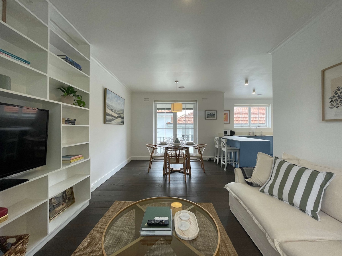 Precioso refugio de jardines botánicos con estacionamiento ...