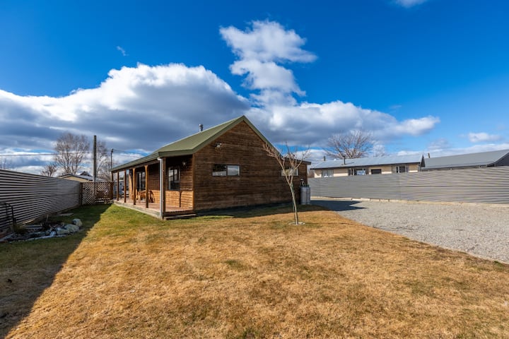 Timber & Stars Cabin - Cosy Getaway In Twizel. - Twizel