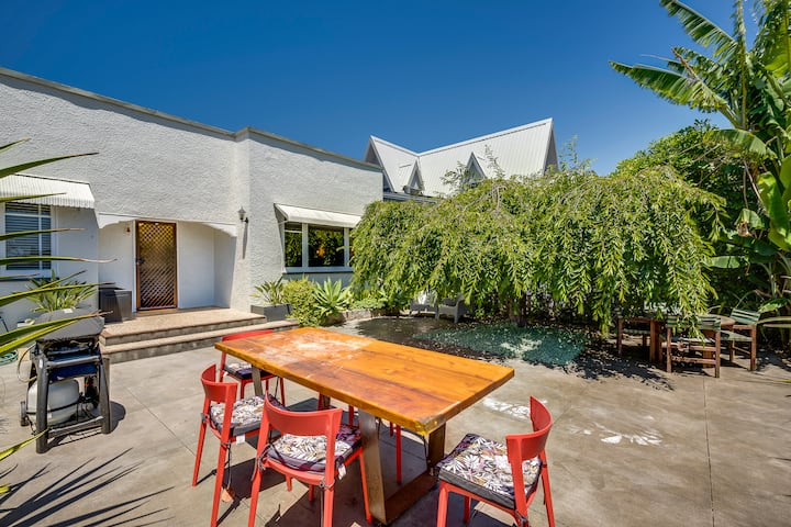 Deco-licious - Napier Holiday Home - Napier, New Zealand