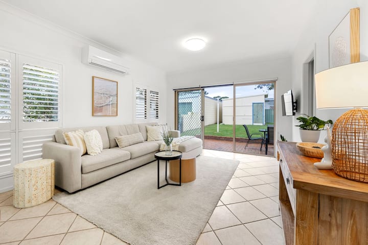 Little Beach House - 4 Minutes Walk To The Beach - Currarong