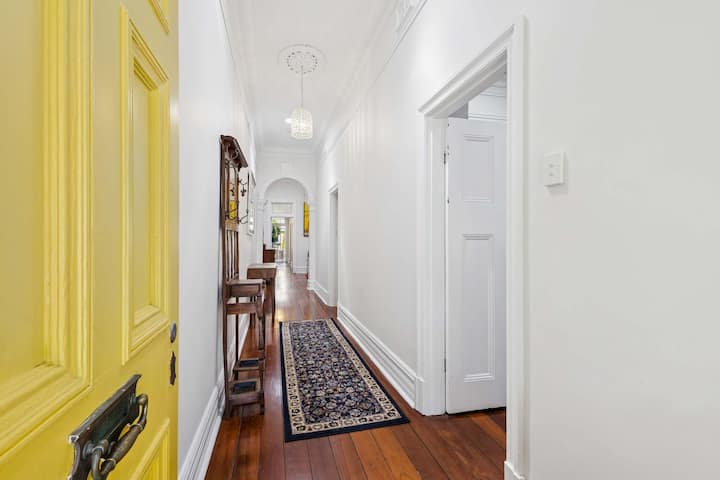 Palmerston Place Spacious 3br In Northbridge - Perth