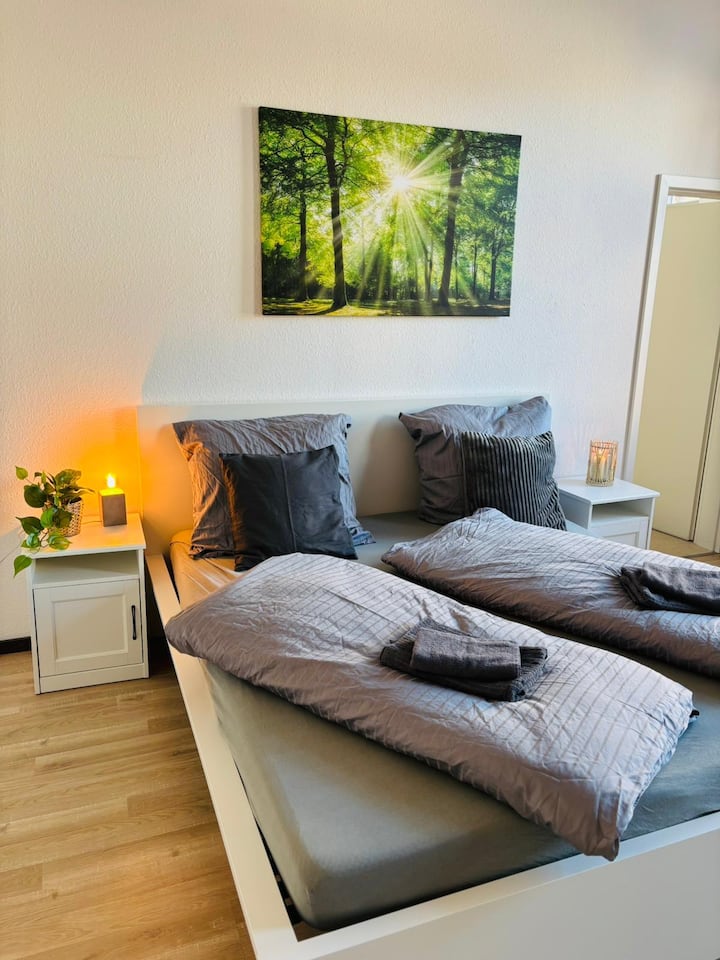 Bezaubernde Fewo 68qm 2schla-zi.,5pers. Vollausst. - Plauen