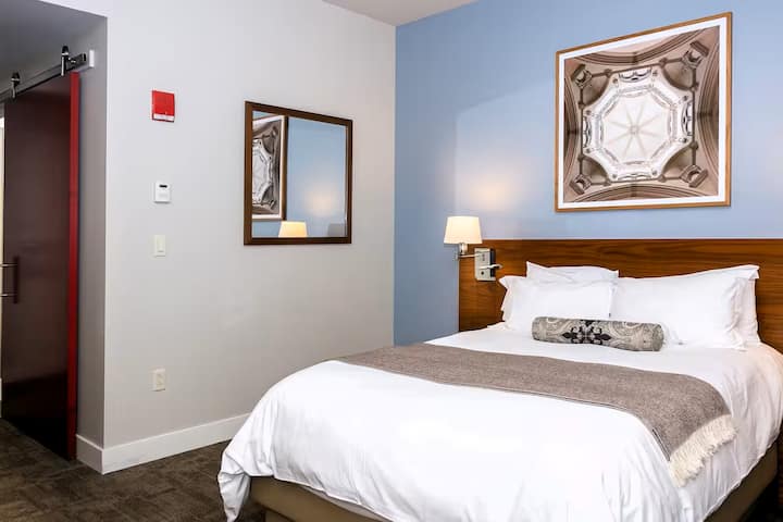 Queen Unit | Near Hudson Valley Outdoor Activities - Peekskill, NY