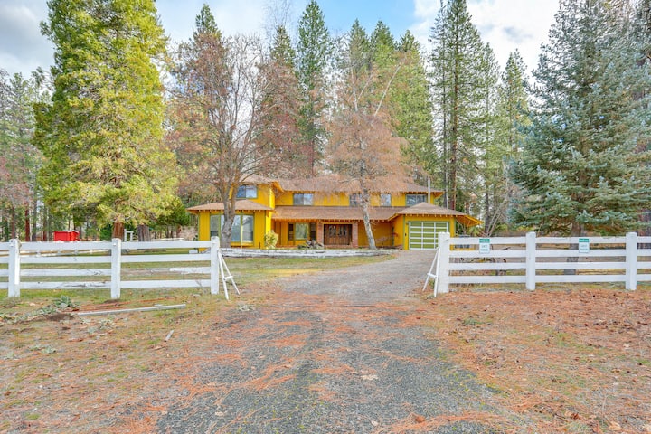 Quiet & Family Friendly! Rural Home Near Mt Shasta - Mount Shasta, CA