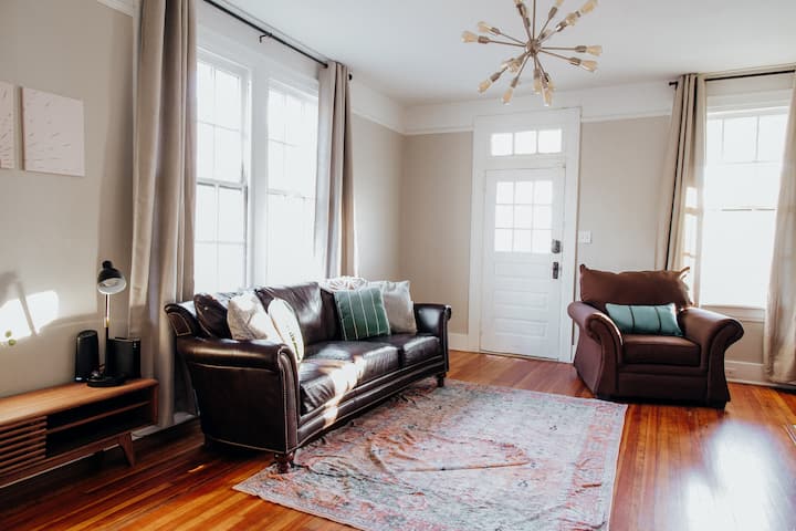 Bright & Comfortable 3br | Pet-friendly Stay - Montgomery, AL