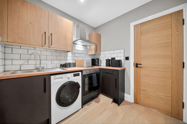 Studio-supérieure-salle De Bain Privée-pas De Vue- - Leeds