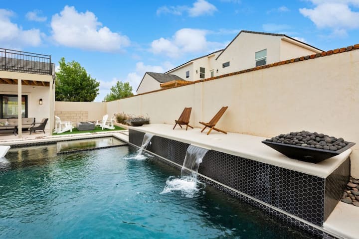 Shadow Stone | Private Pool & Spa | 16+ Guests! - Hurricane, UT