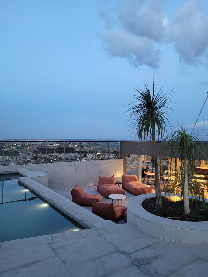 H1809 - Alto Padrão Com Vista E Piscina | By Housi - São José do Rio Preto