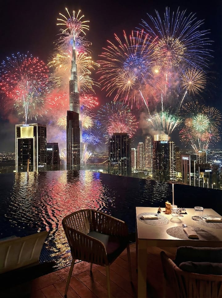 2b Burj Khalifa Nye Firework Views | Top Amenities - Émirats arabes unis