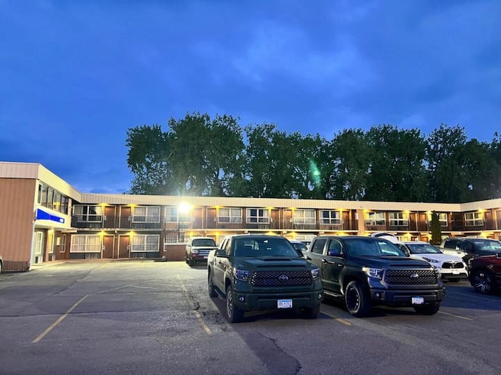 2 Lits Queennes Non-fumeurs - Devils Lake, ND