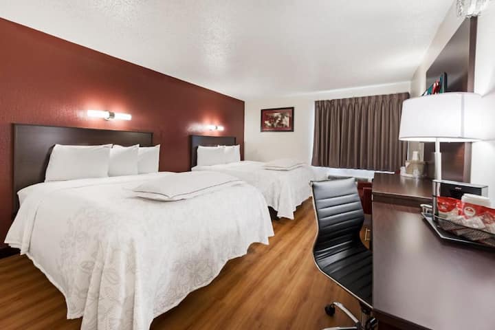 Renovated Room Perfect For A Weekend Getaway - Columbus