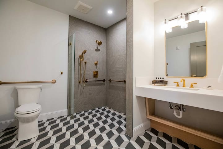 Downtown Springdale Boutique Hotel Room 4, Ada - Springdale, AR