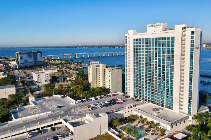 Comfortable Cozy Apartment | Fort Myers - Fort Myers, FL