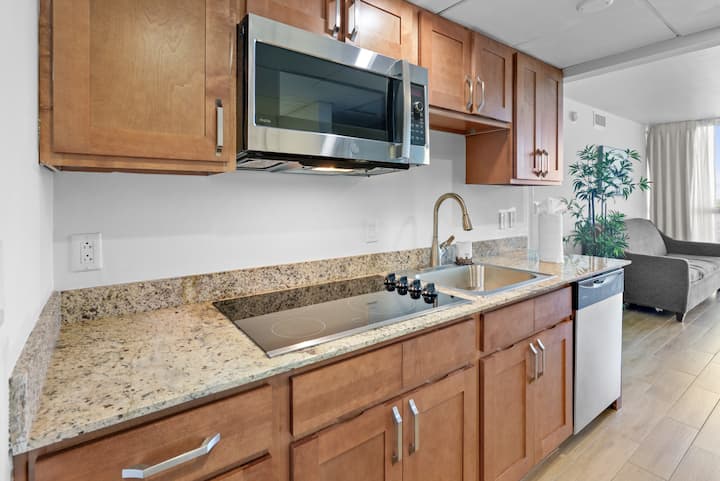 Relaxing Cozy Apartment | Fort Myers - Fort Myers, FL