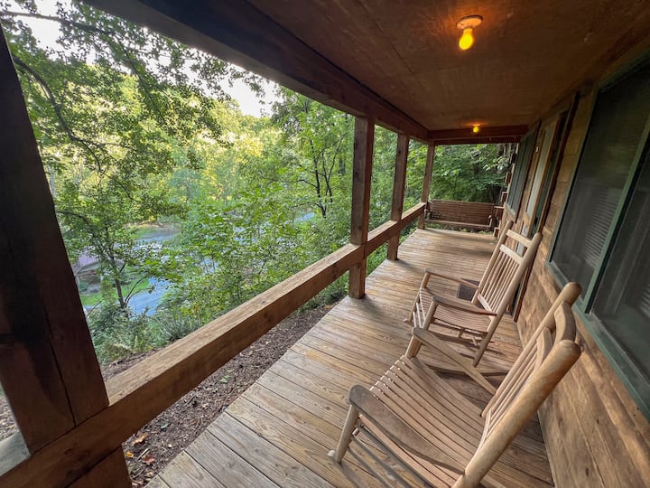 Lazy Turtle Cabin 3 - Hillside King Efficiency - Cherokee, NC